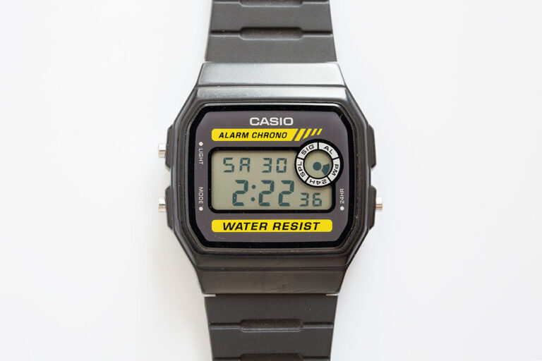 CASIO F-94W レビュー【チープカシオ】